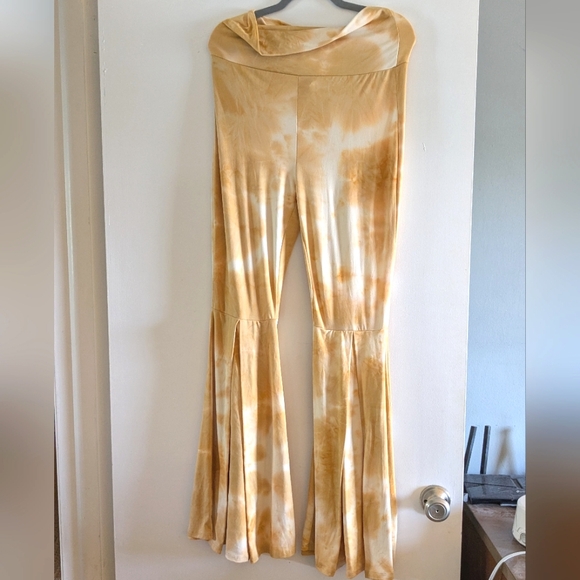 Kantha Bae | Pants & Jumpsuits | Kantha Bae Open Hands Tiedye Womens ...